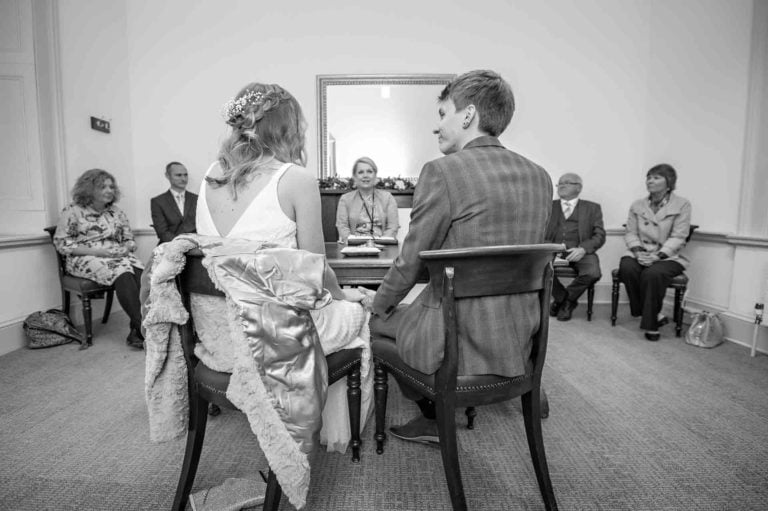 Wedding Ceremony Photography & Tips for Brides - Ultimate Guide